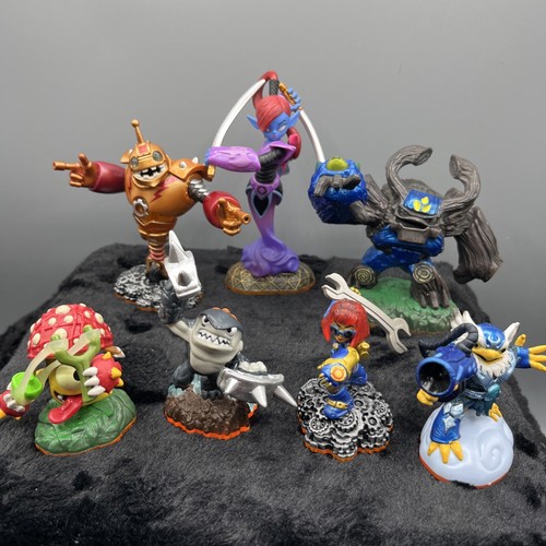 Skylander's Bundle Activision Character Figure Lot Giants & Series 1 ...
