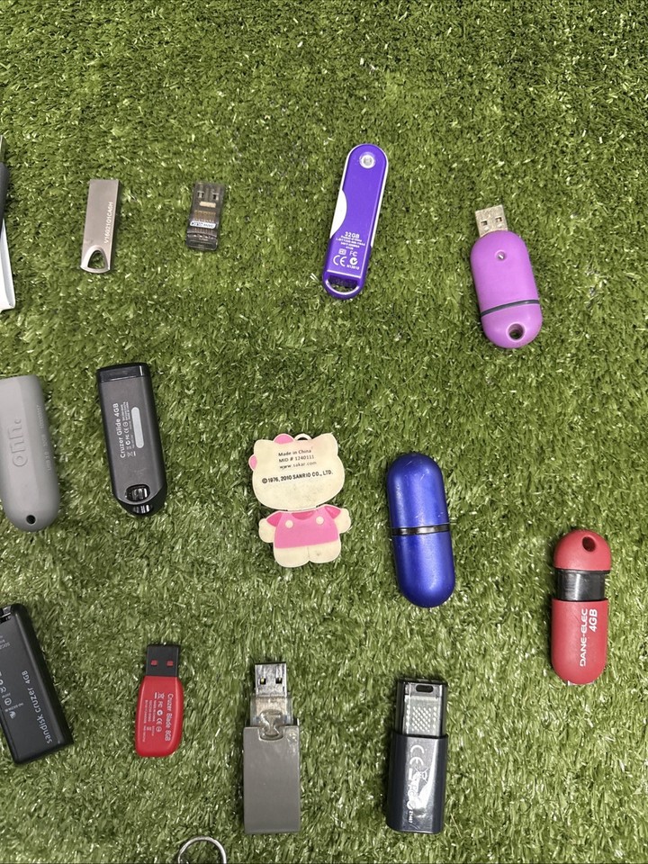 Lot Of 33 Random USB Flash Drive Memory Sticks | eBay