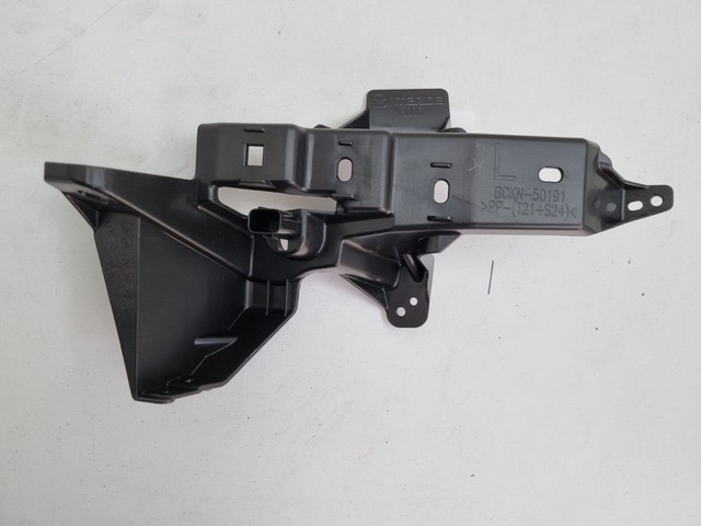 Mazda 3 (IV) Bj. ab 2019 Stoßstange Vorne Links Halter Grundträger BCKN ...