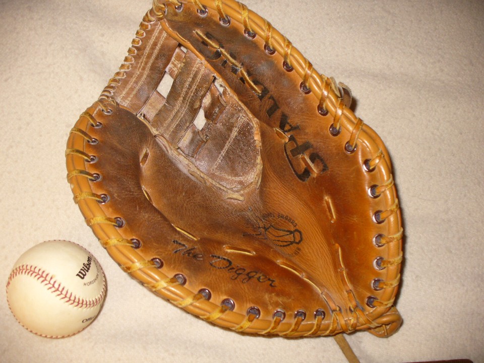 Vintage Spalding 1st Base 42-7056 The Digger Baseball Glove First Base ...