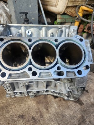 I am selling an engine block in excellent condition, a Honda J35Y6, | eBay