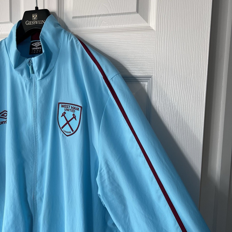 West Ham United Umbro Lightweight Full Zip Football Training Shell ...