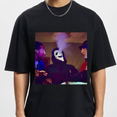 Scream Ghost Face Just Chillin Killin T-Shirt Ghost Calling Halloween T ...