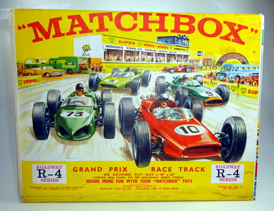 Matchbox R-4 "Grand Prix Racetrack" Roadway layout 1964 rare New ...