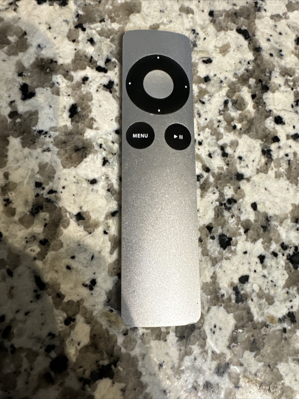 Apple TV (2nd Generation) Smart Media Streaming Player Model A1378 with ...