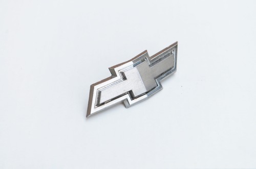 1978 78 Chevrolet Impala Hood Ornament Header Panel Upper Metal Emblem ...