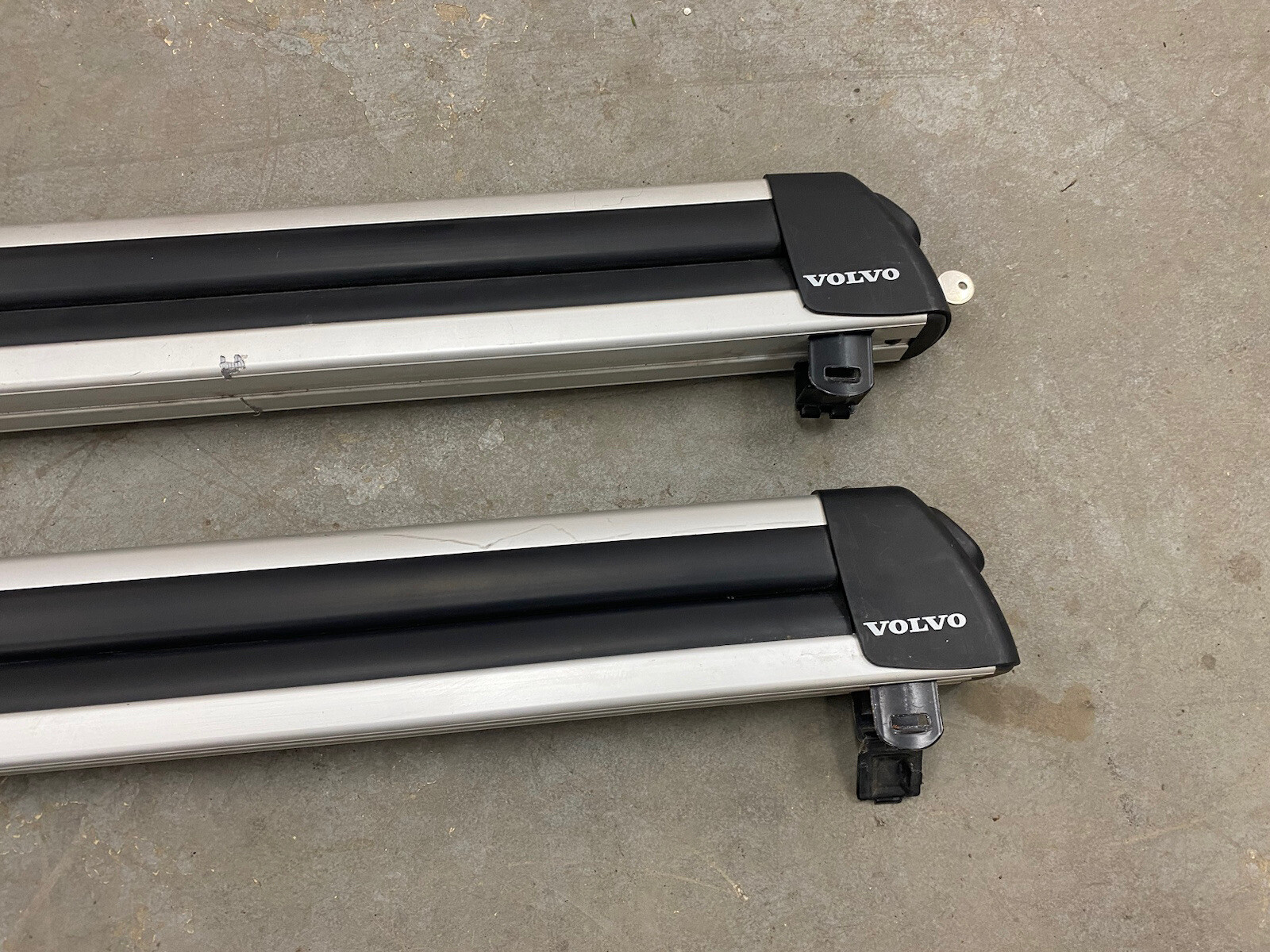 Volvo Ski & Snowboard Roof Rack Hold Down Clamps Pair w/Key! OEM #2744E ...