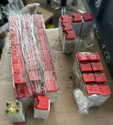 Mercedes S-Klasse W126 ÜBERSPANNUNGSRELAIS 1265404745 | eBay