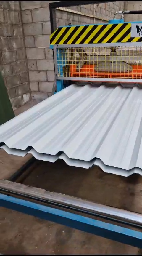 ‼️Cheap Box Profile Roofing Sheets‼️ (1M CLEAR COVERAGE) | eBay UK