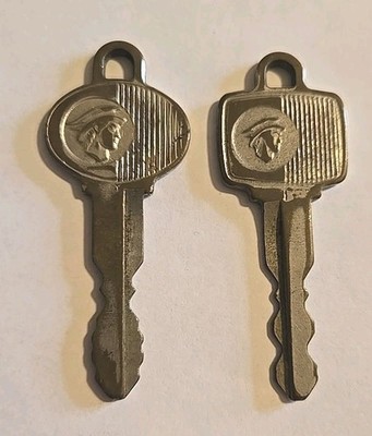 Two Used Vintage Mercury Messenger Car Keys M28 | eBay