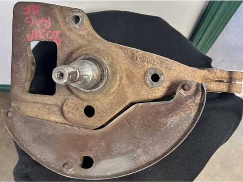 1998-2000 Ford Ranger Passenger Right Front Spindle/Knuckle 4x2 ...