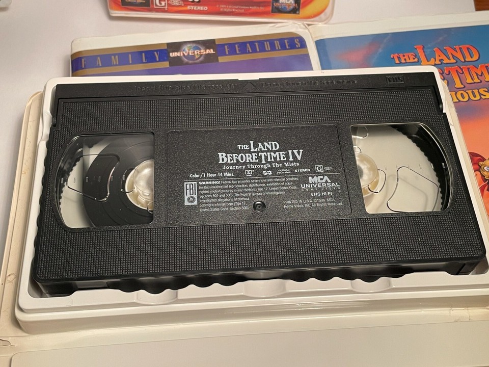 Lot of 5 THE LAND BEFORE TIME movies VHS tapes clamshell II,III,IV, V ...