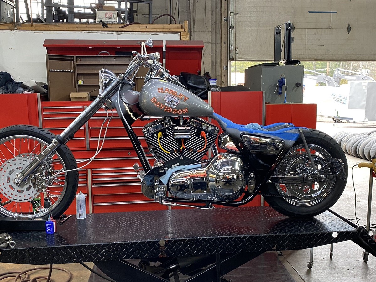 Harley Davidson And The Marlboro Man Tank Harley Davidson FXR 1989