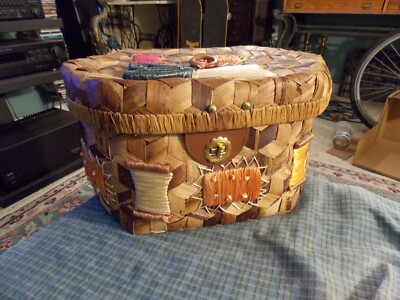 Vintage Handcrafted Woven Thatch Sewing Box Basket Hand Decorated CUTE ...