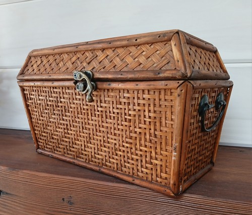 Vintage Weaved Design Bamboo Storage Box With Brass Hook Latch And ...