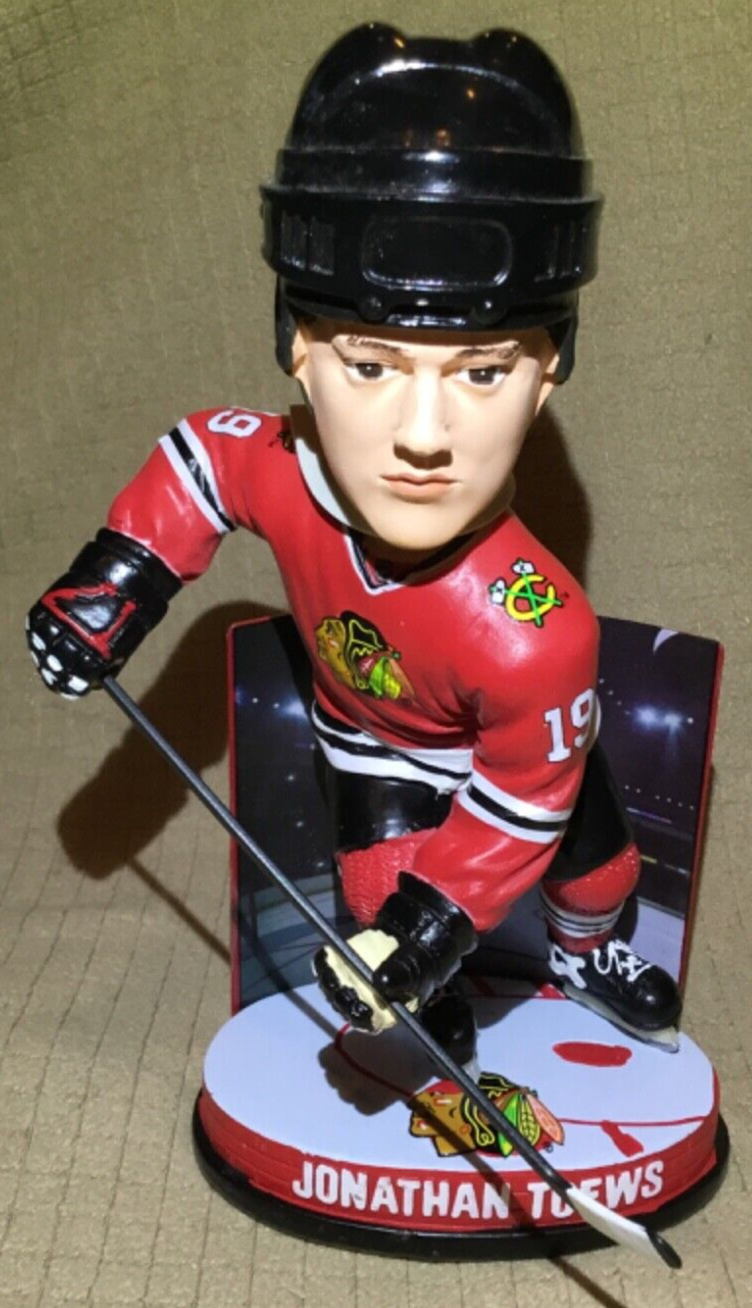 JONATHAN TOEWS CHICAGO BLACKHAWKS NUMBERED LE #388 of 2015 BOBBLEHEAD ...
