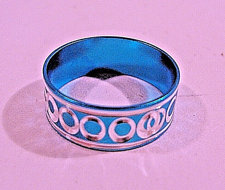 NEW Fashion Ring Band Size 7.5 Costume Jewelry Circle Loop Girls Women ...