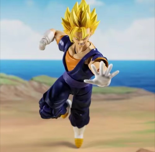 SH Figuarts Dragon Ball Z Demoniacal Fit Vegito Super Saiyan Trump Card ...