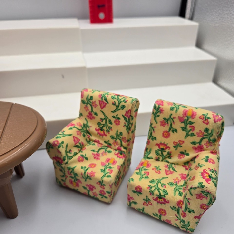 Lot Fisher Price Loving Family Dollhouse corner hutch-light up table ...