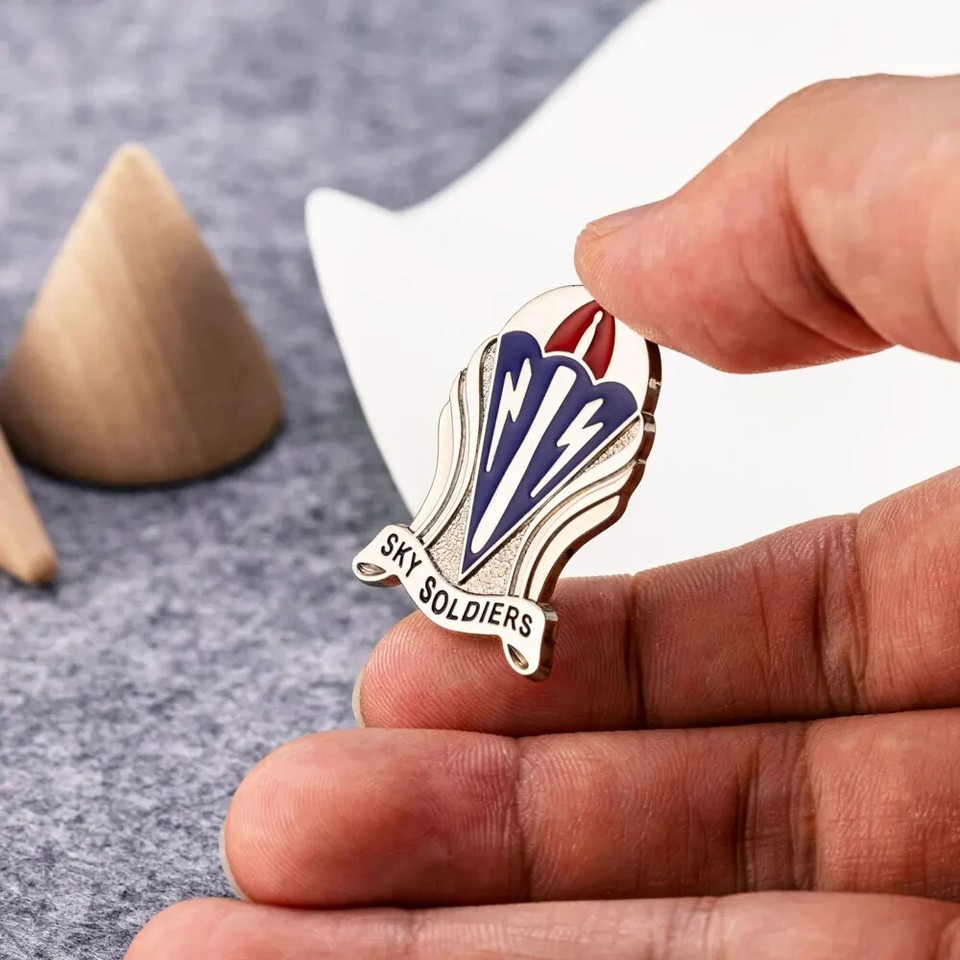 173rd Airborne Brigade Combat Team Army Unit Crest Sky Soldiers Badge ...