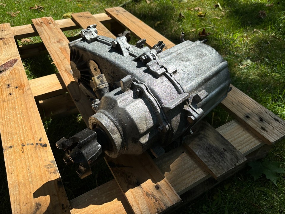 JEEP Wrangler TJ 1997-2004 NP231 Transfer Case 23 Spline SLIP YOKE AX ...