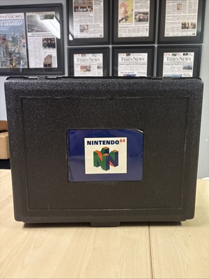 NINTENDO N64 BLOCKBUSTER RENTAL CARRYING CASE WITH RENTAL WORKING ...