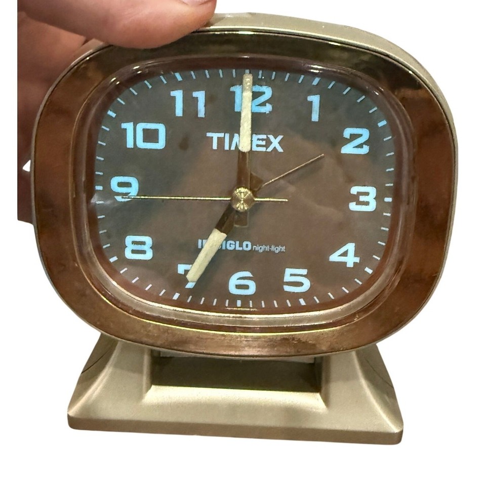 Vintage MCM Timex Quartz Bedside Alarm Clock Indiglo NightLight Model ...