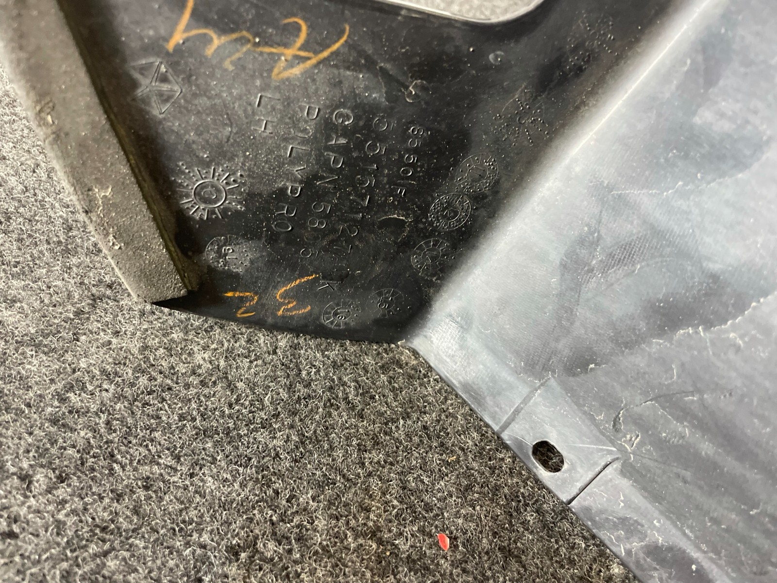 Bumper Splash Shield Left Mopar 55157127AK Fits 16-18 Jeep Wrangler for ...