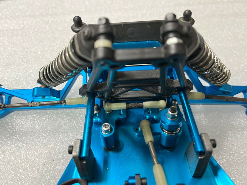 Dhawk CNC Aluminum Front Bulkhead Blue For Team Associated RC10GT RC10T | eBay