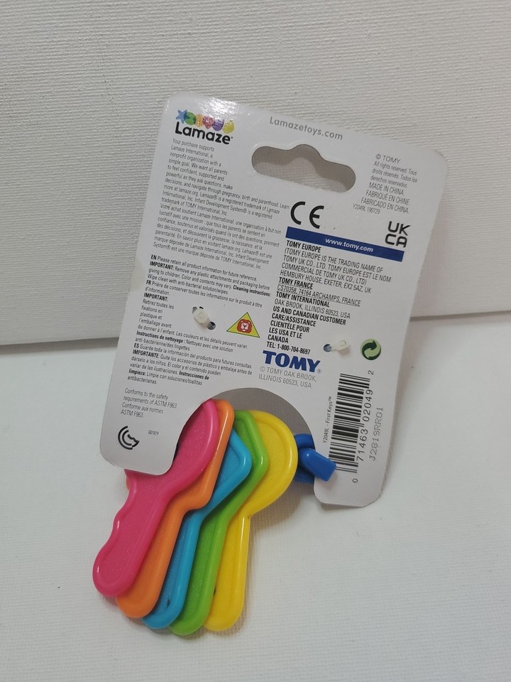 My First Keys by Tomy Ideal Infint Baby Grab Hold Visual Tactile Aid 0m ...