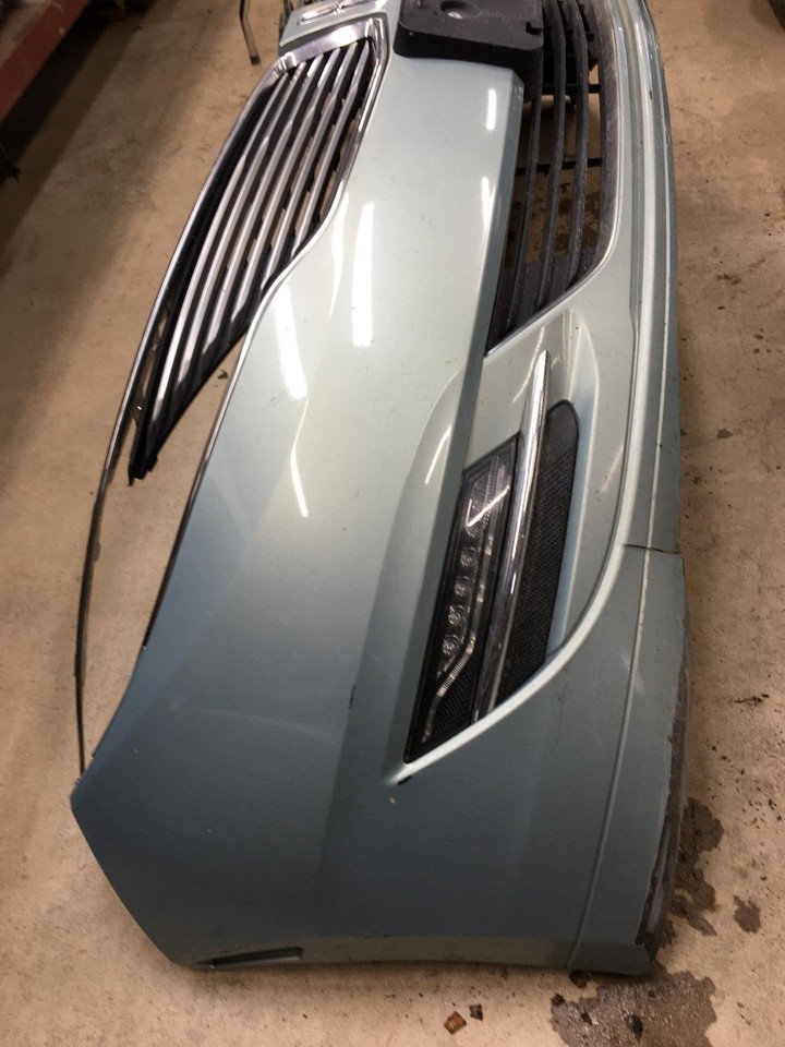 14 LINCOLN MKZ Crack Dent Curb Rash Front Bumper | eBay