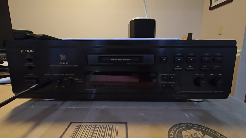 DENON DMD-1000 Minidisc Recorder. Clean. All features working. Near ...