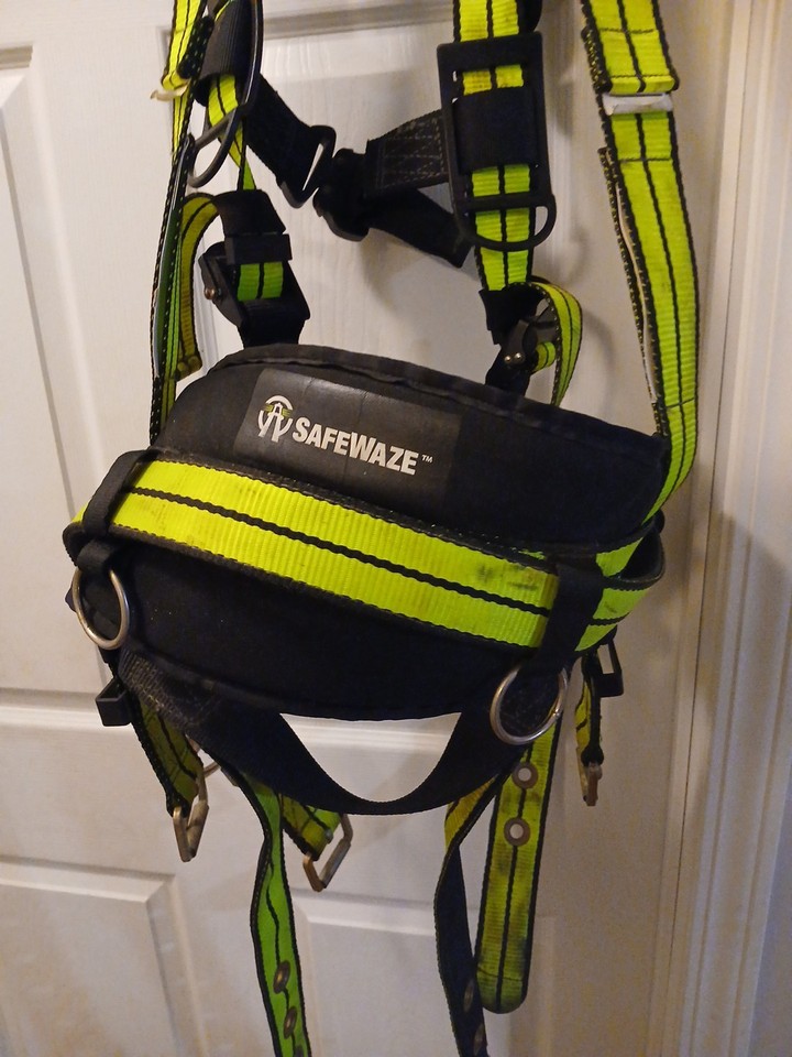 SAFEWAZE PRO Full Body Harness Load Indicator Snaploc | eBay