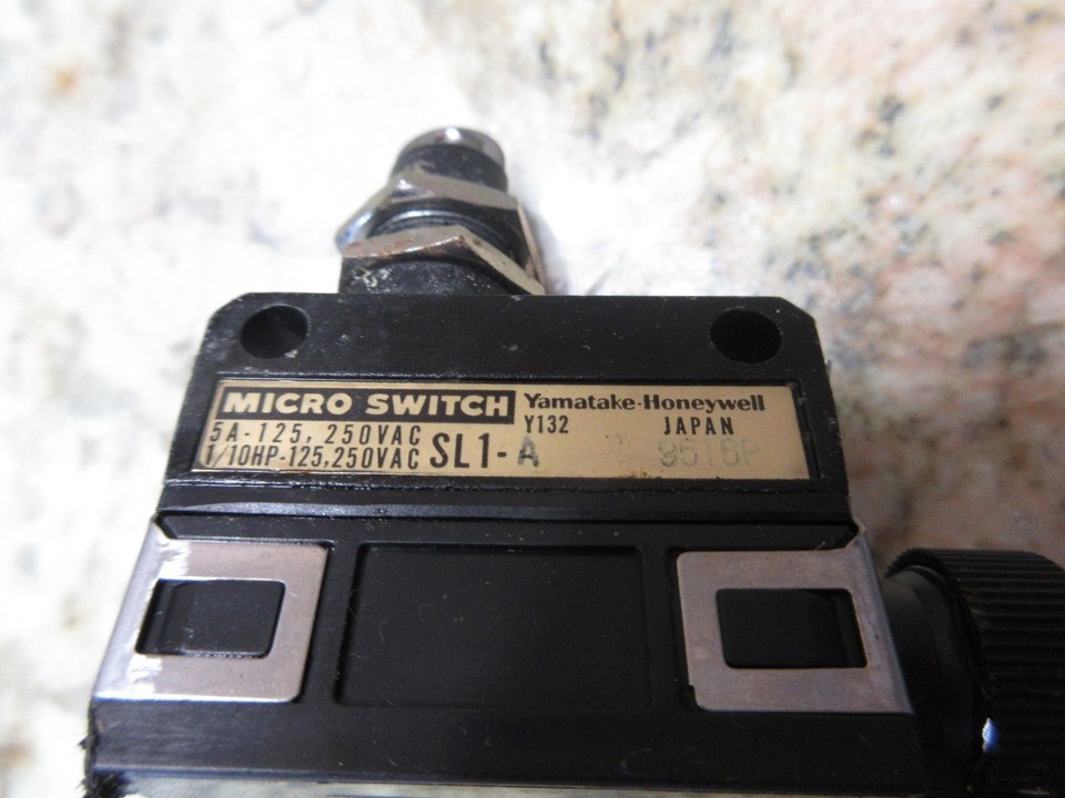 YAMATAKE MICRO SWITCH UNIT SL1-A Y132 9516P CNC EACH 1 MORI SEIKI | eBay