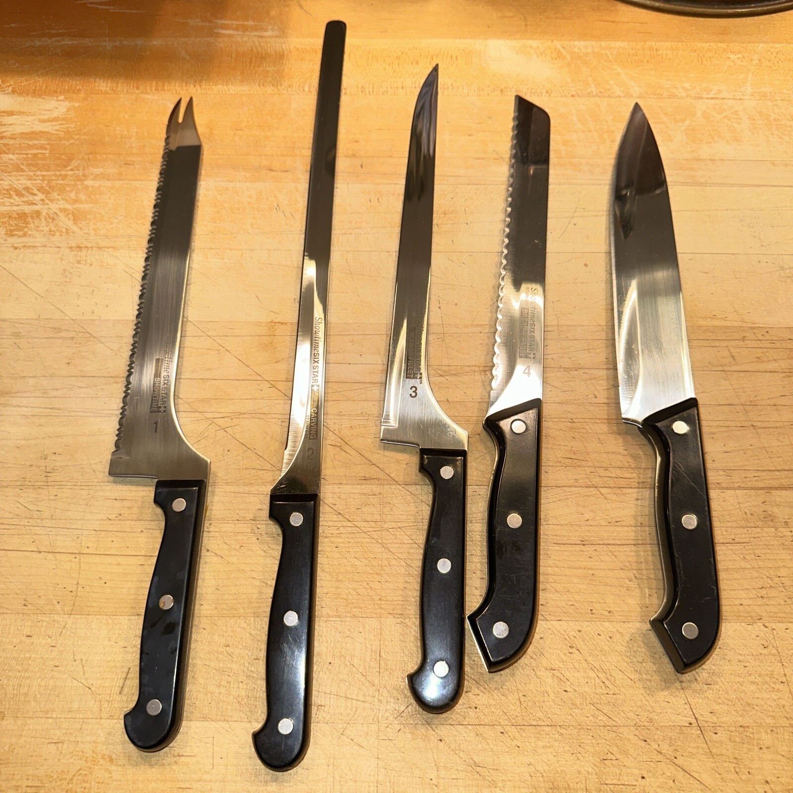 Showtime Six Star Cutlery Set With Block, 8 Steak Knives, 14 Various ...