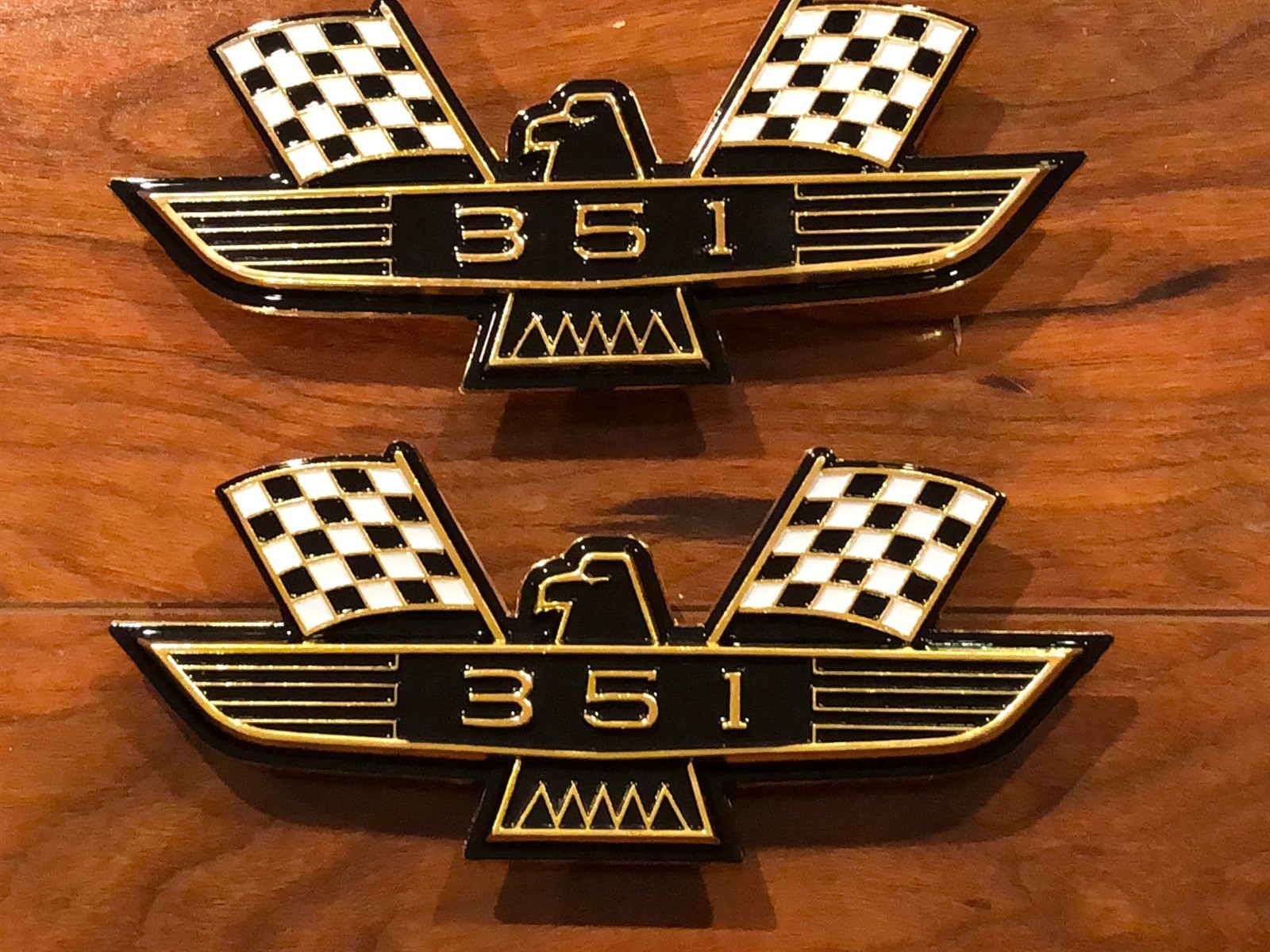 FORD GALAXIE 351 351C 351W 351M EAGLE PERFORMANCE BIRD EMBLEMS SET PAIR ...