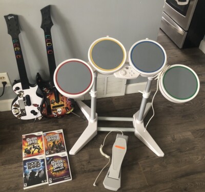 Wii Rock Band DRUM SET/PEDAL + 1 Game, 2 Guitar Hero GUITARS + 3 Games ...