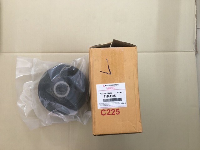 1104A105 Mitsubishi OEM Genuine Pulley Crankshaft for sale online | eBay
