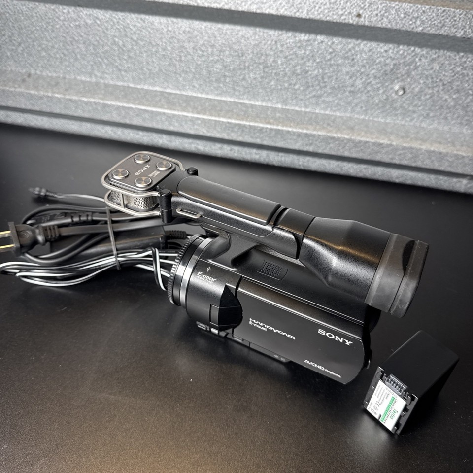 Sony NEX-VG20 HD Handycam Camcorder Sony E - great condition! | eBay