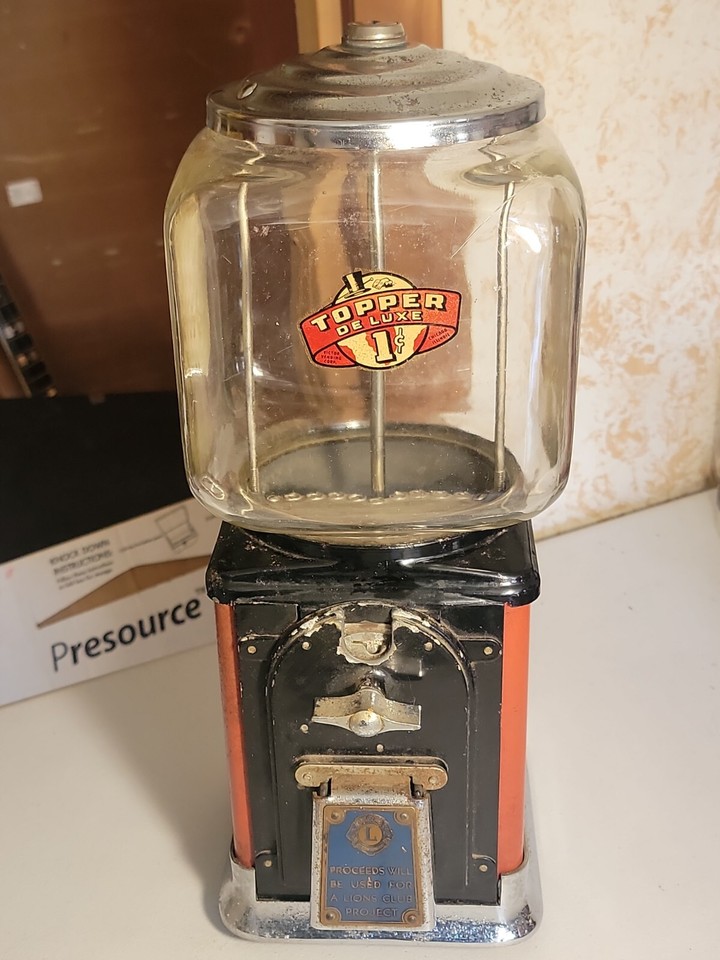 Vintage Topper Deluxe 1 Cent Gumball Machine Lions International ...
