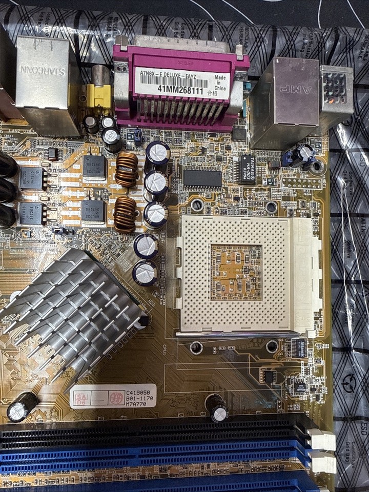 ASUS A7N8X-E Deluxe Socket 462 DDR NVIDIA nForce2 Ultra 400 Motherboard ...