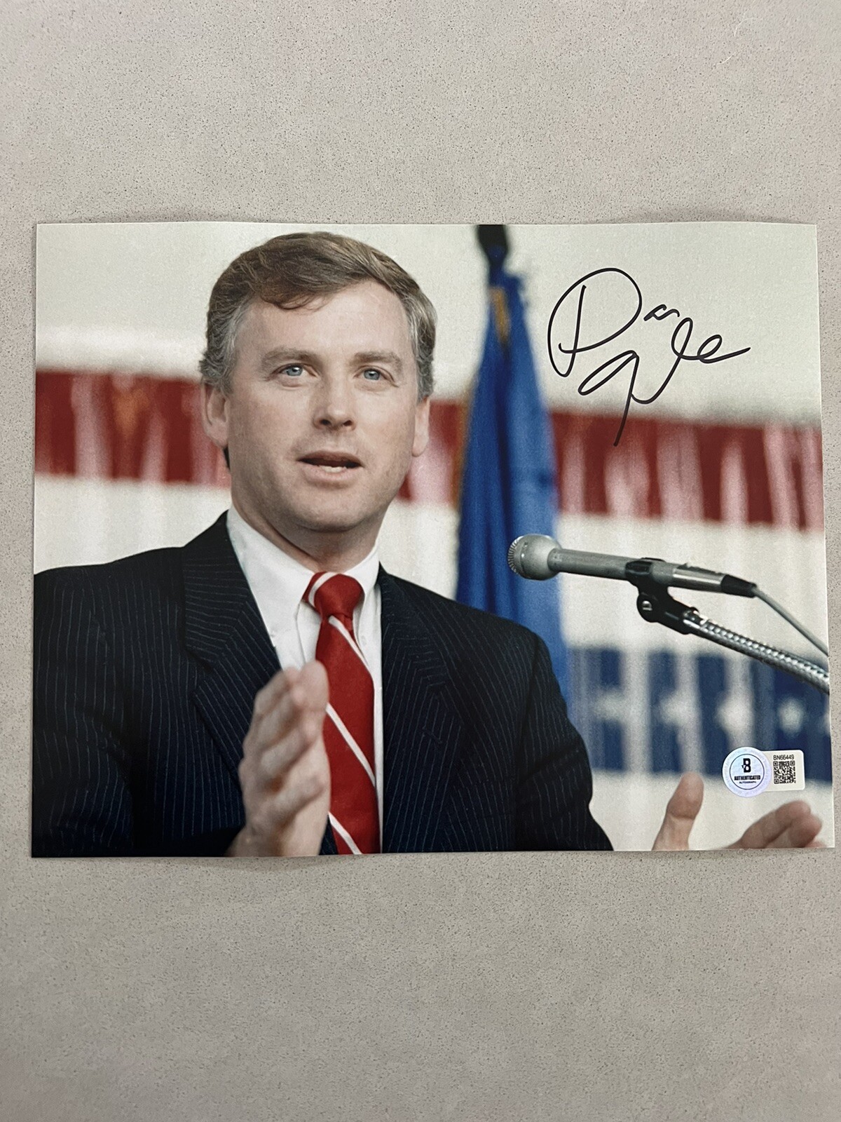Dan Quayle autographed signed 8x10 photo Beckett BAS COA Vice President ...