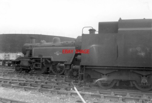 PHOTO IVATT CLASS 2MT 41313 STANDARD CLASS 4MT 80150 AND THE TENDER OF ...
