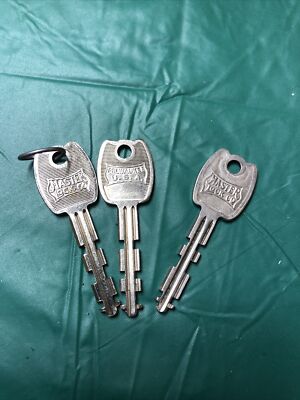 3 Vintage Master long shackle Bicycle Bike lock keys only | eBay