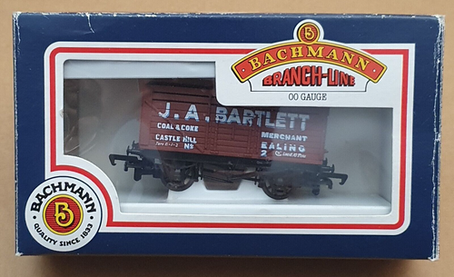 BACHMANN 33-155 OO 7 Plank Wagon with Coke Rail J A Bartlett Ealing ...