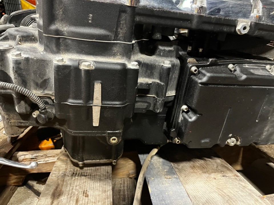 17-22 Harley Davidson FLDE Softail 107 M8 Complete Engine Motor Tran ...