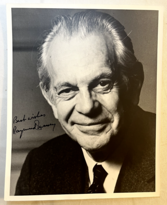 Raymond Massey Autograph