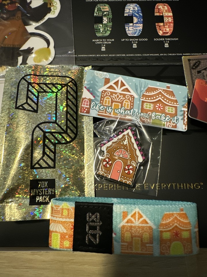 zox mystery 3 pack complete *with gold card, matching pin & krampus ...