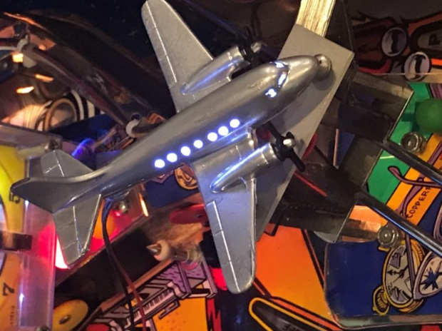 The Twilight Zone TZ Pinball Machine Plane LED Mod Bally | eBay