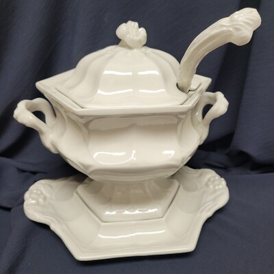 Tureens - Soup Tureen Set